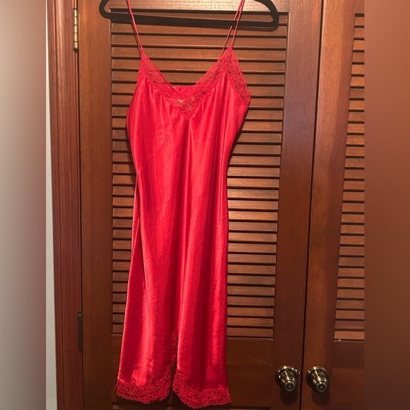 Victoria's Secret | Intimates & Sleepwear | Gorgeous Vintage Victorias ...